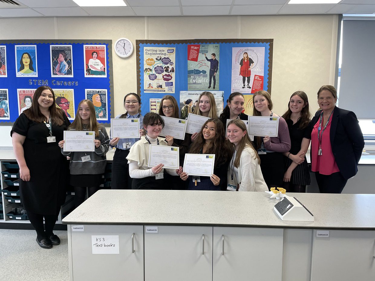 Post 16 students reflect on their experiences of the Oxford Next ...